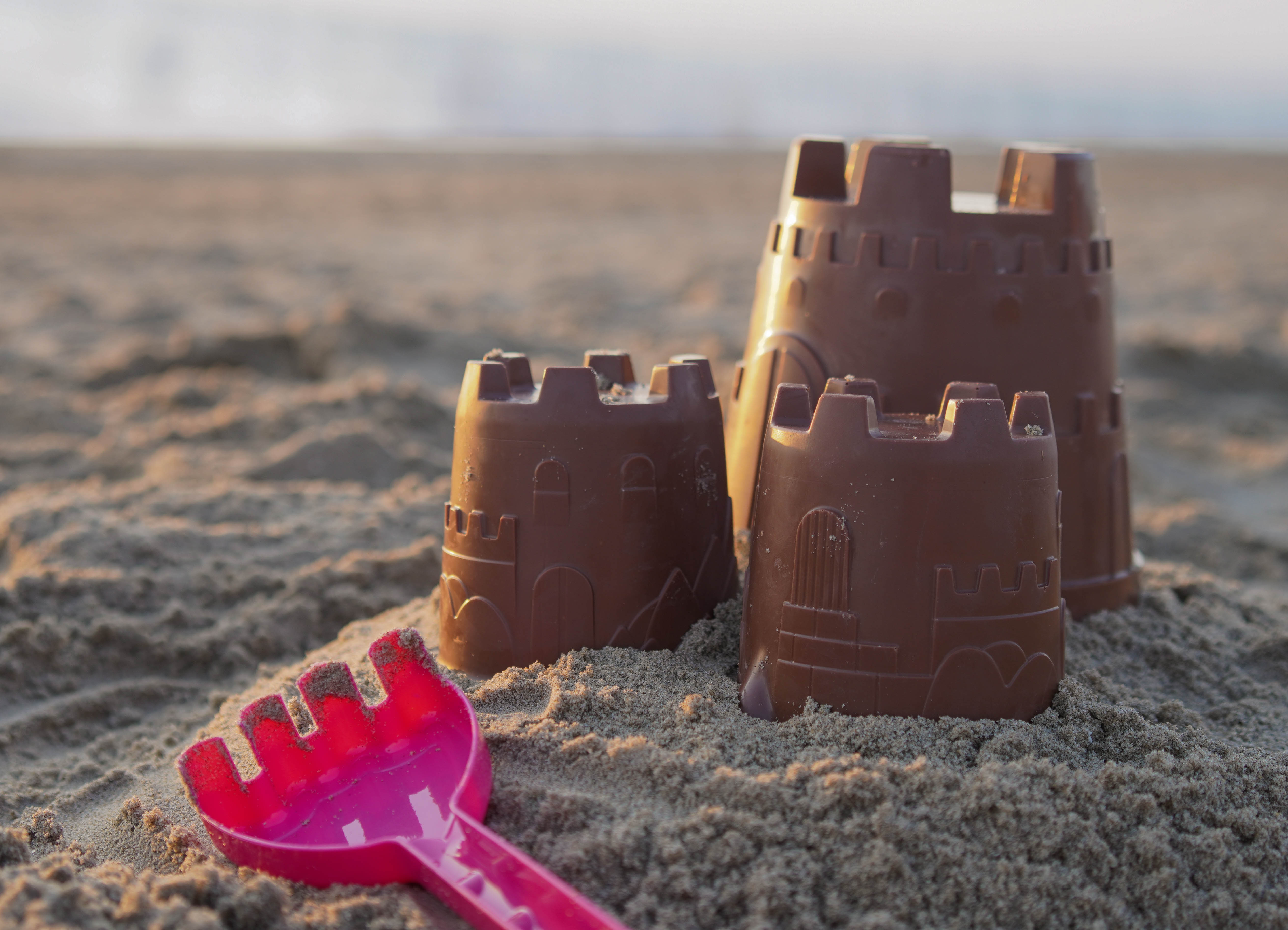 Zandtaart met zandkasteel van chocolade | Chocolate Nation